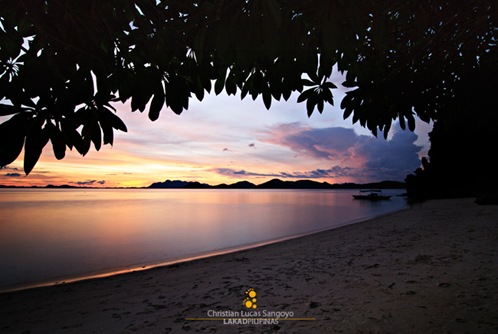 PALAWAN | Sunset at Coron’s Banol Beach - Lakad Pilipinas